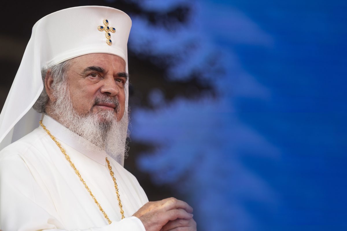 Preafericitul Părinte Patriarh Daniel : ”Starea de urgență este o stare ...