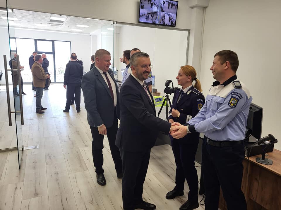 A fost inaugurată noua sală, pentru susținerea examenului pentru ...